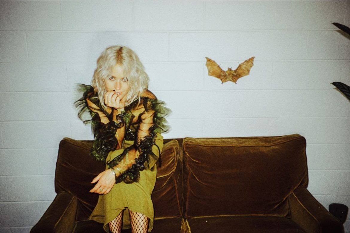 Annie Hamilton announces debut album & shares new single 'Night Off ...