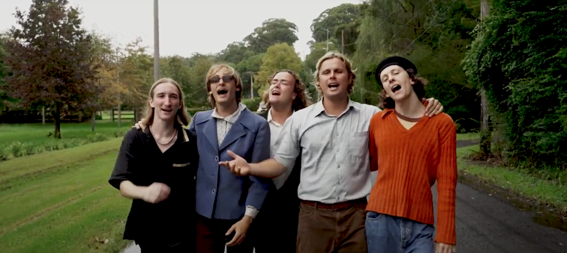 THE GOOD LOVE - REVEAL BOISTEROUS ACCOMPANYING VIDEO FOR 'SUNSHINE ...